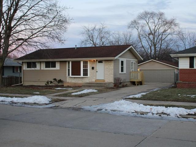5609 55th Ave, Kenosha, WI 53144