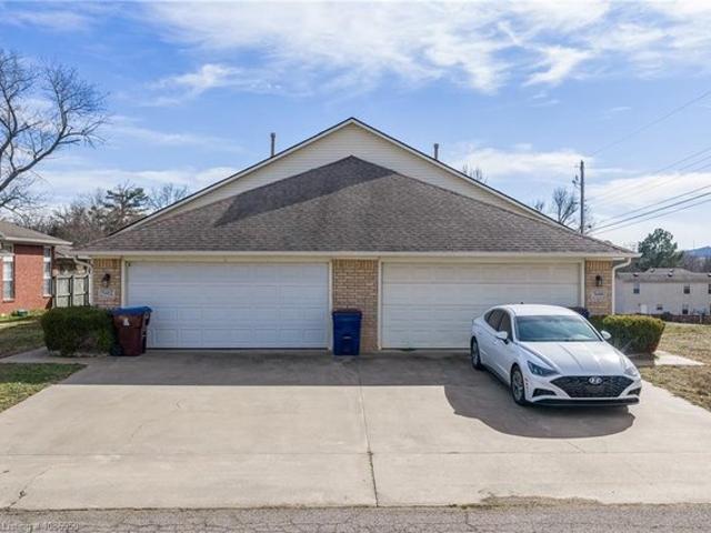 5600/5 Elmwood Pl, Fort Smith, AR 72903