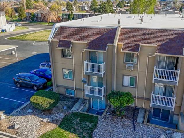 5600 Meadow Ln Unit 144, South Ogden, UT 84403