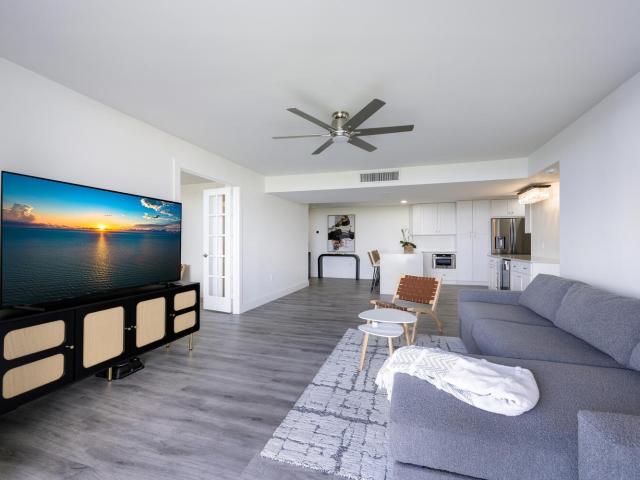 5600 N Flagler Dr, Unit 1207, West Palm Beach, FL 33407 | MLS #R11085