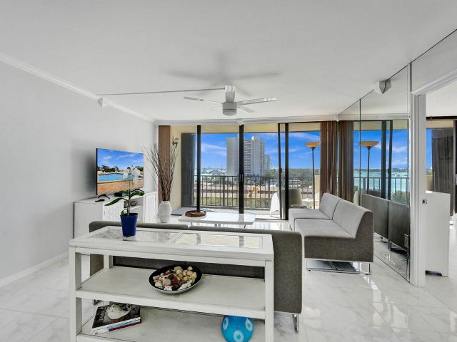 5600 N Flagler Dr, Unit 805, West Palm Beach, FL 33407 | MLS #R11162