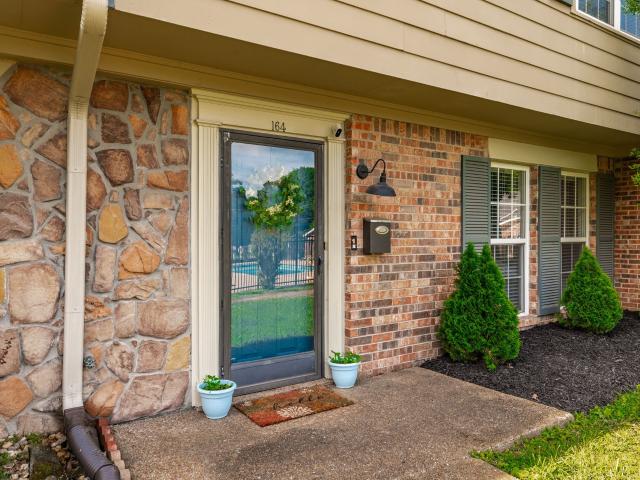 5600 Country Dr # 164