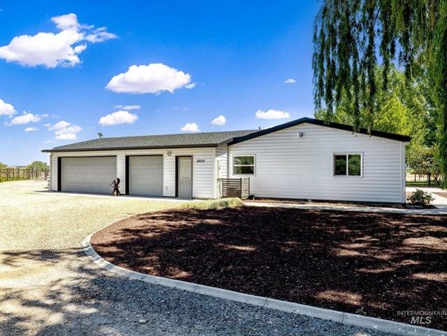 5600 Country Estates Dr, Marsing, ID 83639