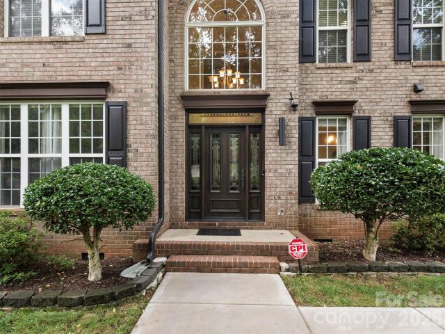 5600 Crown Hill Drive