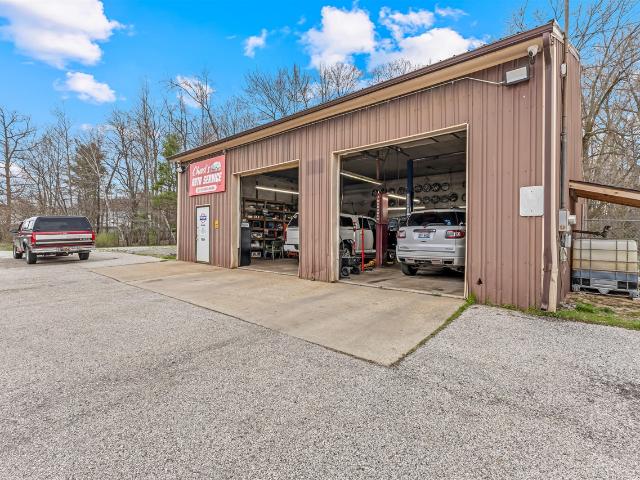 5600 Holton Road