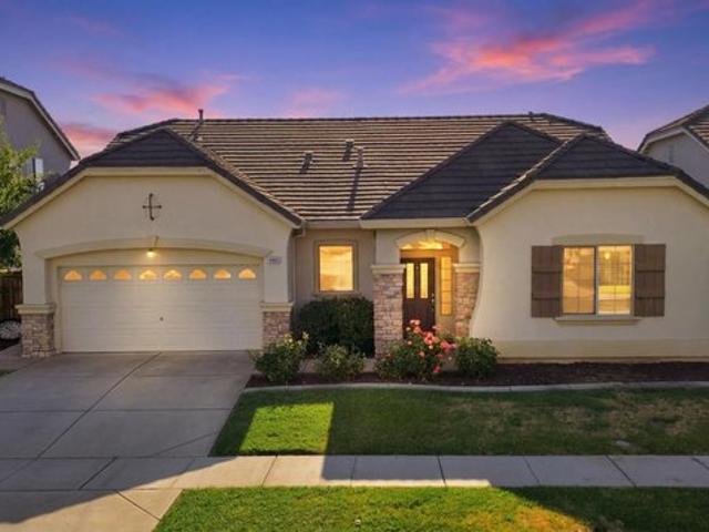 5600 Peach Tree Dr, Marysville, CA 95901