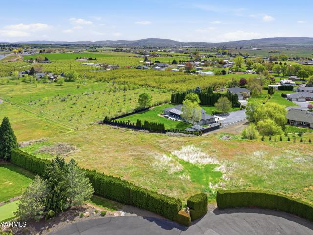 5600 Union View Dr, Yakima, WA 98901 | MLS #26 1094 | Compass