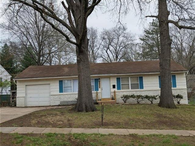 5600 W 101st Ter, Overland Park, KS 66207