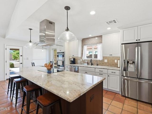 5600 W Geronimo St, Chandler, AZ 85226