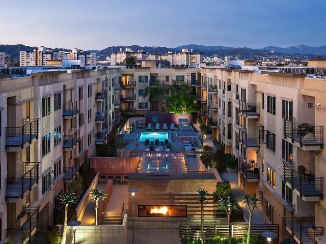 5600 Wilshire 1 Bedroom Apartment for Rent at 5600 Wilshire Blvd, Los Angeles, CA 90036 Mid City West