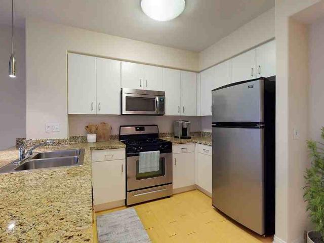 5600 Wilshire 1 Bedroom Apartment for Rent at 5600 Wilshire Blvd, Los Angeles, CA 90036 Mid City West