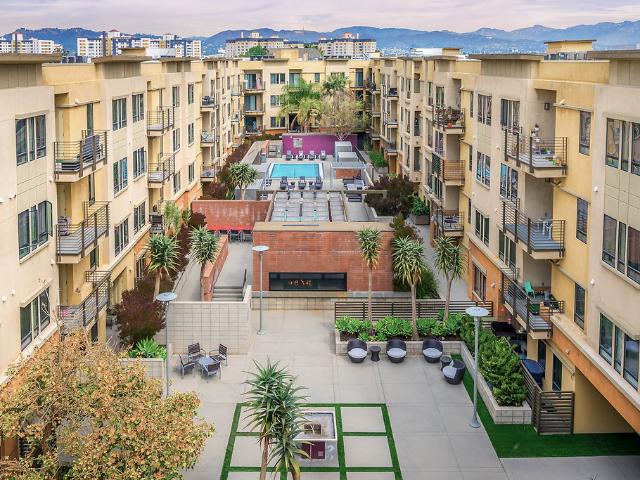 5600 Wilshire