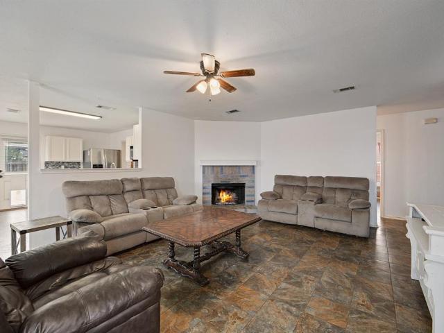 5600 Wiltshire Drive