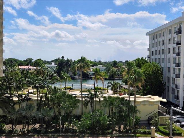 5601 Collins Ave Apt 520, Miami Beach, FL 33140