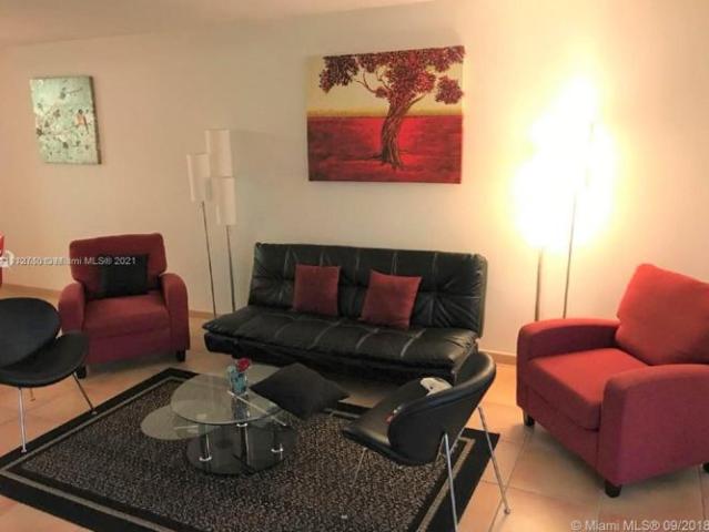 5601 Collins Ave #424 Miami Beach, FL 33140