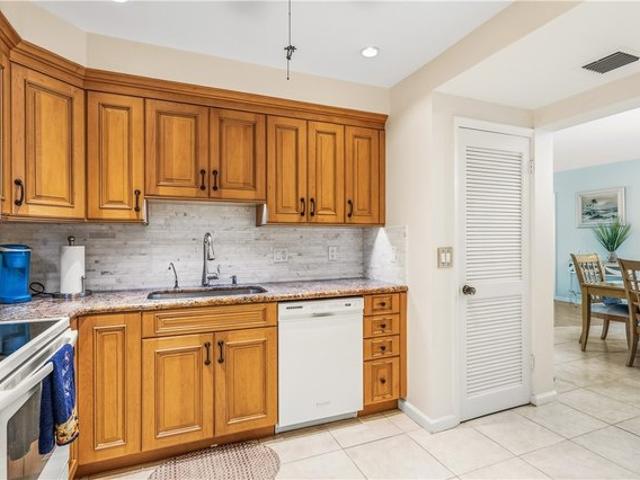 5601 Highway A1a Apt N207, Vero Beach, FL 32963