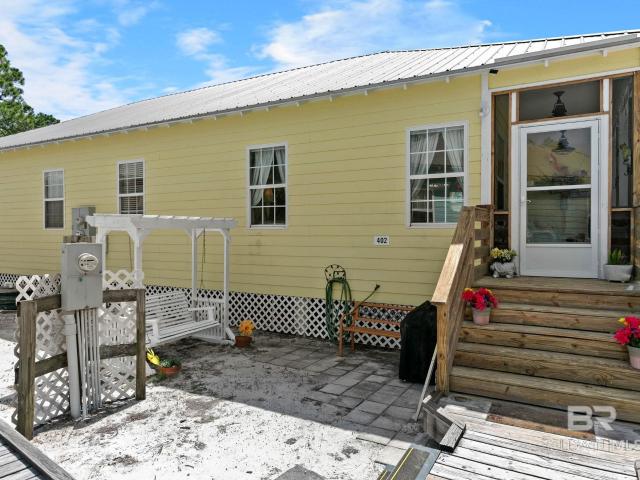 5601 State Highway 180 402