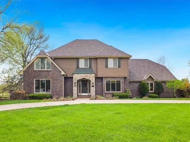 5601 W 181st St, Stilwell, KS 66085