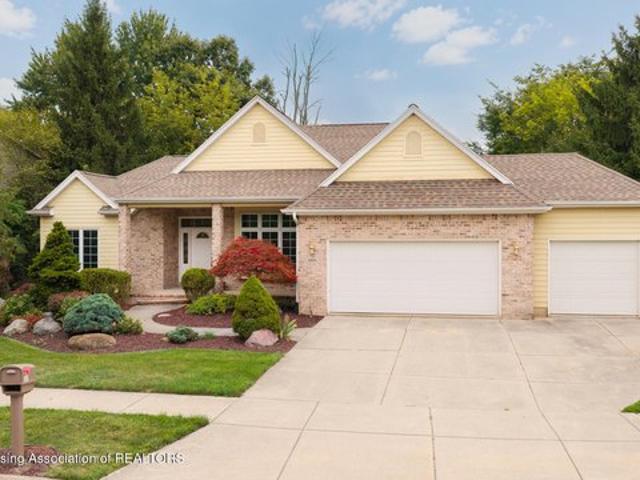 5601 Wild Iris Ln, Haslett, MI 48840