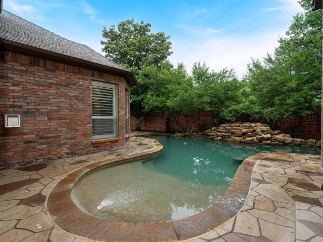 5601 Woodspring Drive