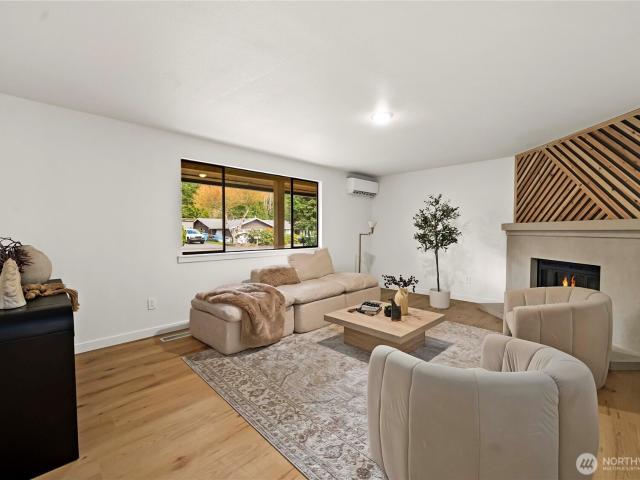 5601 32nd Court SE