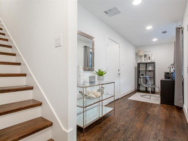 5602 Lindell Ave, Unit C, Dallas, TX 75206 | MLS #21198 | Compass