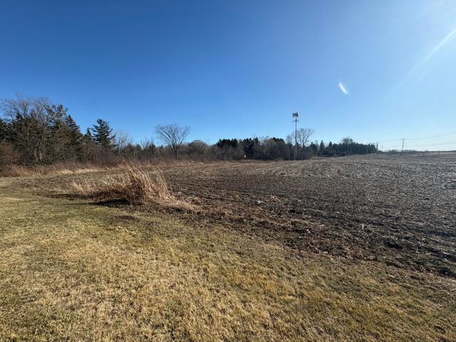 5602 16th Pl, Somers, WI 53144 | MLS #1950