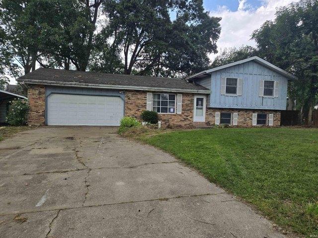 56033 Wynnewood Dr, Osceola, IN 46561