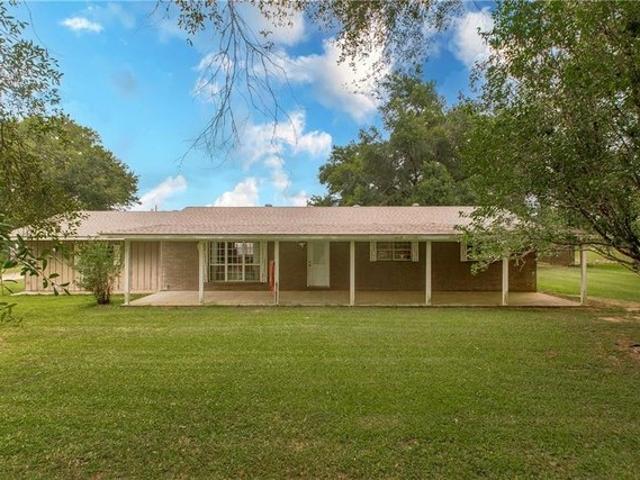 56034 Virgil White Ln, Loranger, LA 70446