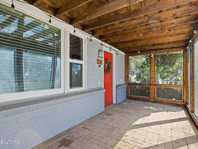 5603 S Briscoe Circle