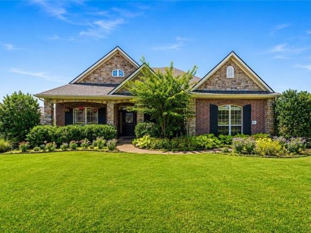 5603 Sombreado Rd, Fayetteville, AR 72703