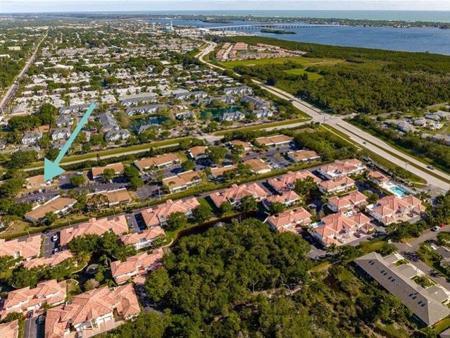560 7th Pl Unit 560, Vero Beach, FL 32962