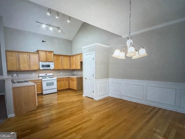 560 Golden Meadow Drive