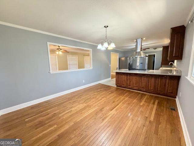 560 greencrest drive