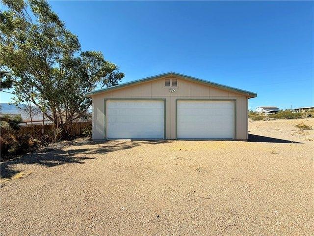 560 E Andrus Ln, Meadview, AZ 86444
