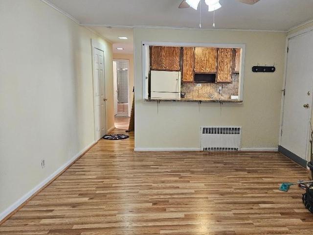 560 E Broadway Side