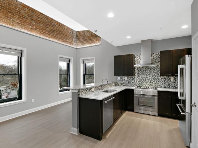 560 Madison