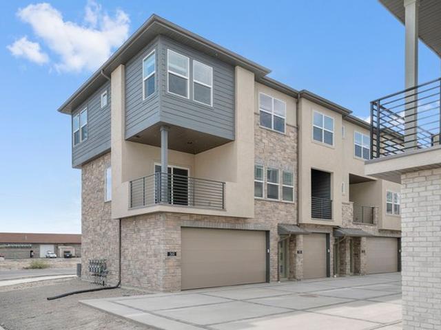 560 N Buffalo Grass Ln, Lindon, UT 84042