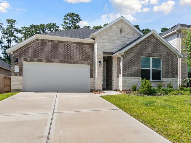 560 Newcomb Hollow Drive