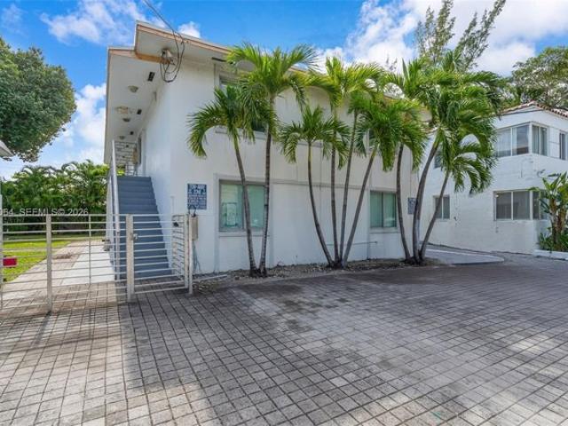560 NE 63rd St, Miami, FL 33138