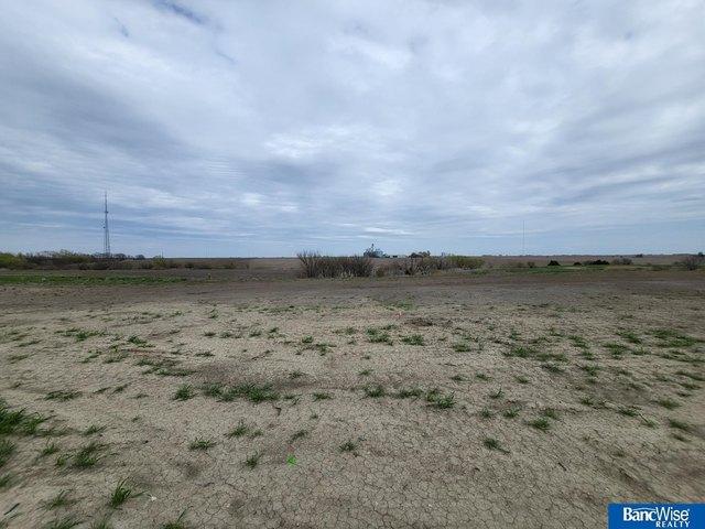 560 S Front St, Hallam, NE 68368