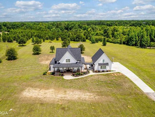 560 Spears Ln, Mansfield, GA 30055