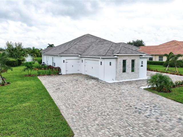 560 Stoney Brook Farm Ct, Vero Beach, FL 32968 | MLS #291344 | Compass