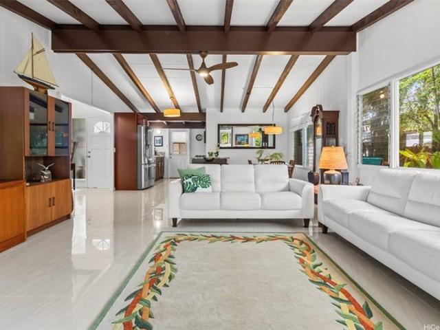 560 Paulele St, Kailua, HI 96734