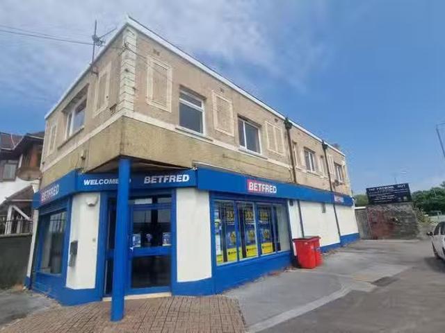 560 Pentregethin Road, Ravenhill. Mixed use for sale £78,000
