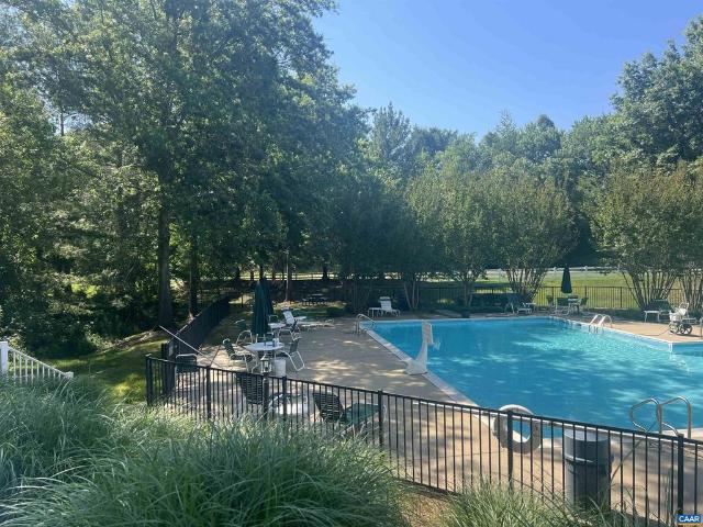 560 Rolling Valley Ct