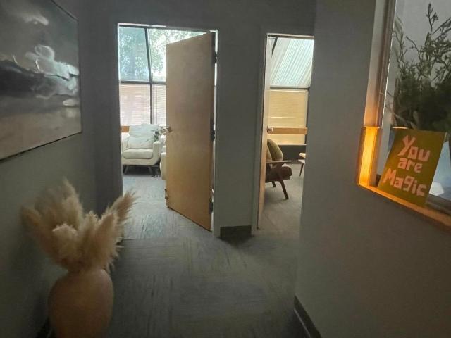 560 W Mitchell Street # 208