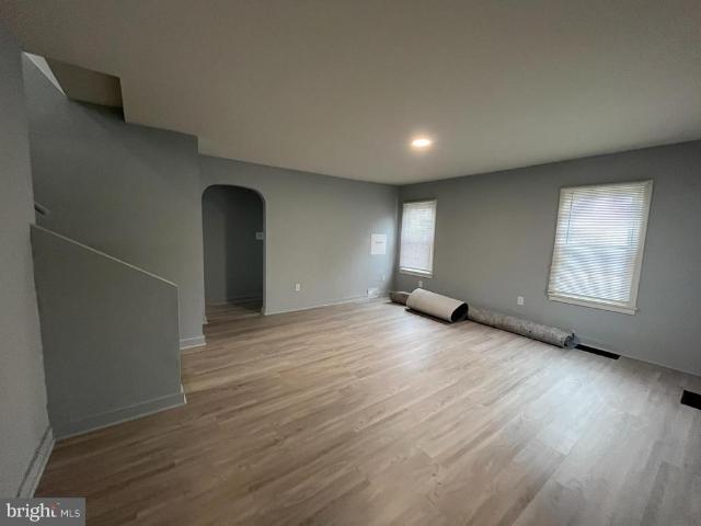 560 W North Street