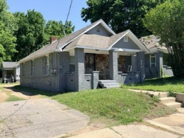 560 W Peebles Rd, Memphis, TN 38109