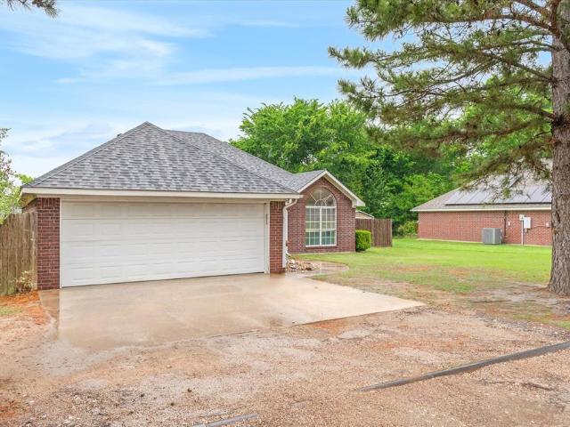 560 Washington St, Van, TX 75790 | MLS #21241 | Compass